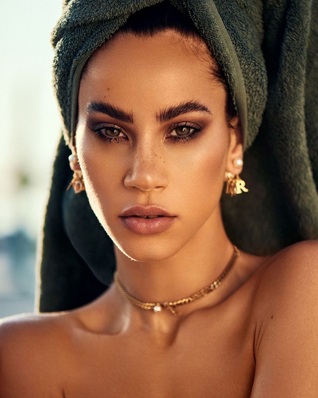 10 Songs That ll Make You Feel Pretty As You Get Ready In The Morning