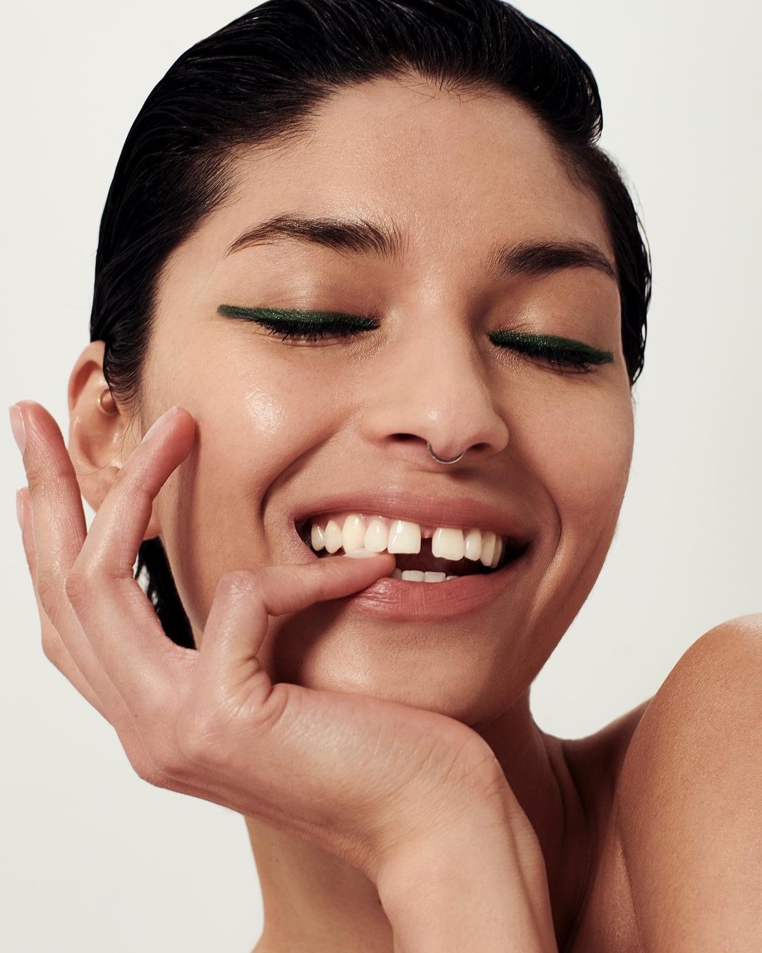 7 Upbeat Songs That Will Put You In A Good Mood
